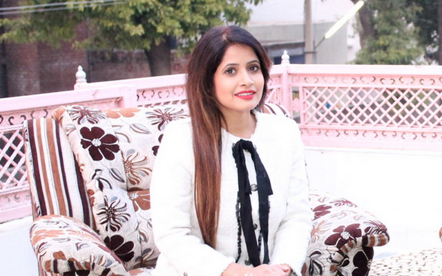 Miss Pooja Punjabi Singer